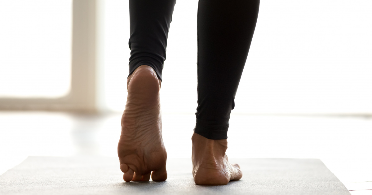 Head, shoulders knees and toes! Proper alignment starts with your feet ...